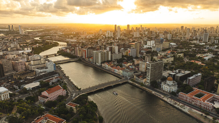 Tour por Recife e suas Pontes - Feel Brasil